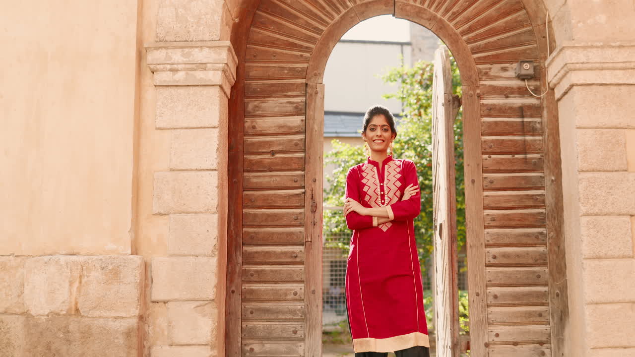 Free stock video - Portrait of a pretty indian woman smiling Free stock video - Portrait of a pretty indian woman smiling